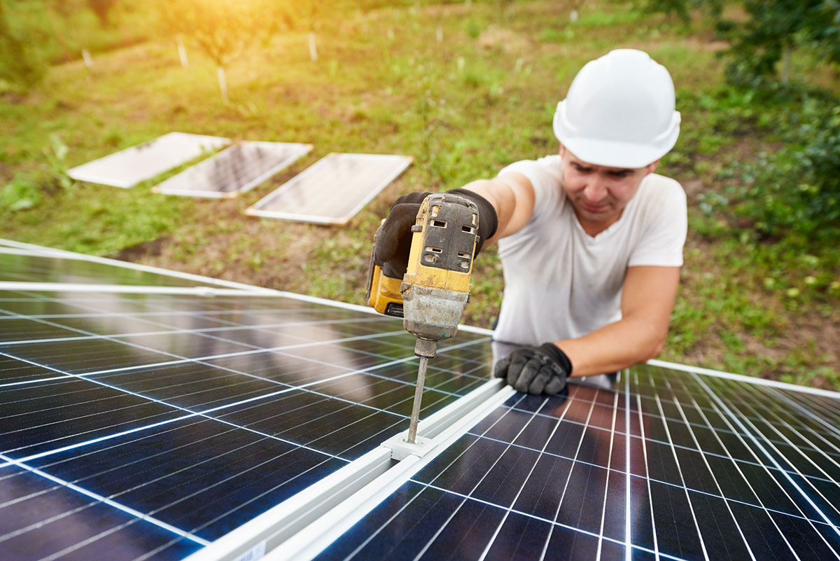 Installing Solar Panels on a Home: A Guide for Aspiring Solar ...